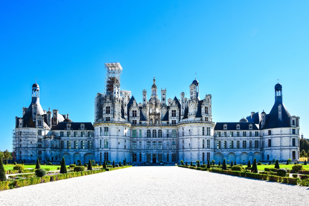 Exploring The World's Most Beautiful Castles - Tripio